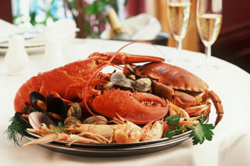 Are crab and lobster similar in taste?