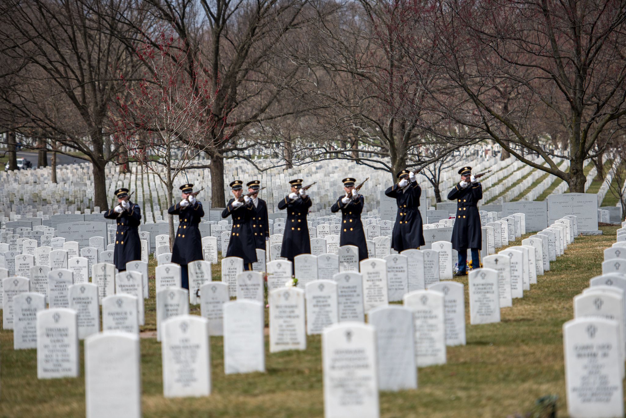 Can a non veteran be buried at Arlington?