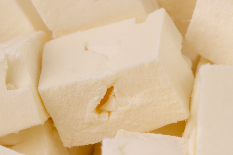 Can fresh feta cheese be frozen?
