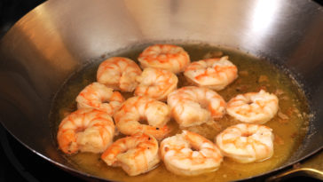 Can I eat 5 day old cooked shrimp?
