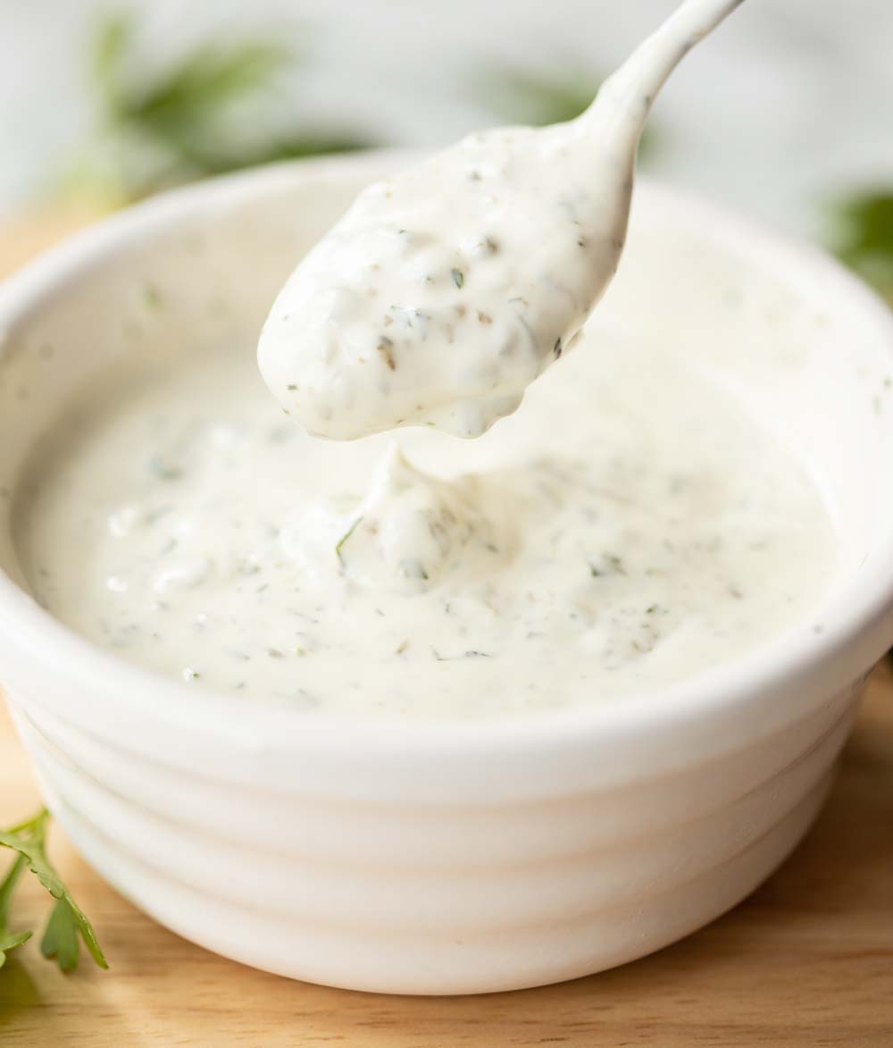 Can I substitute cucumber sauce for tartar sauce?