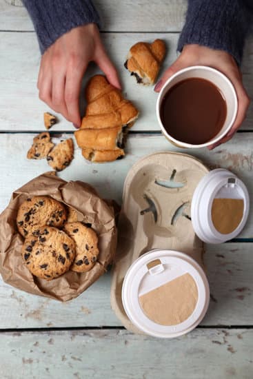 Can I use butcher paper to bake cookies?