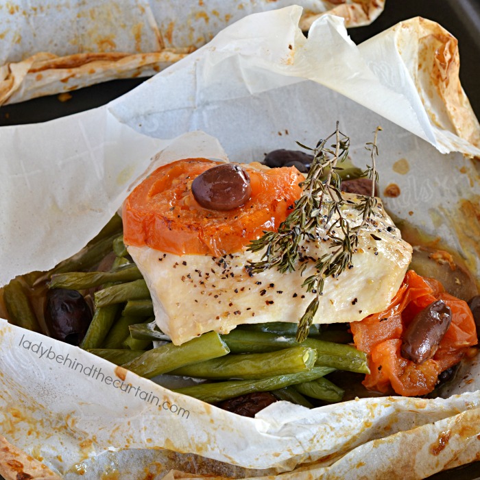 Can I use parchment paper instead of foil for chicken?