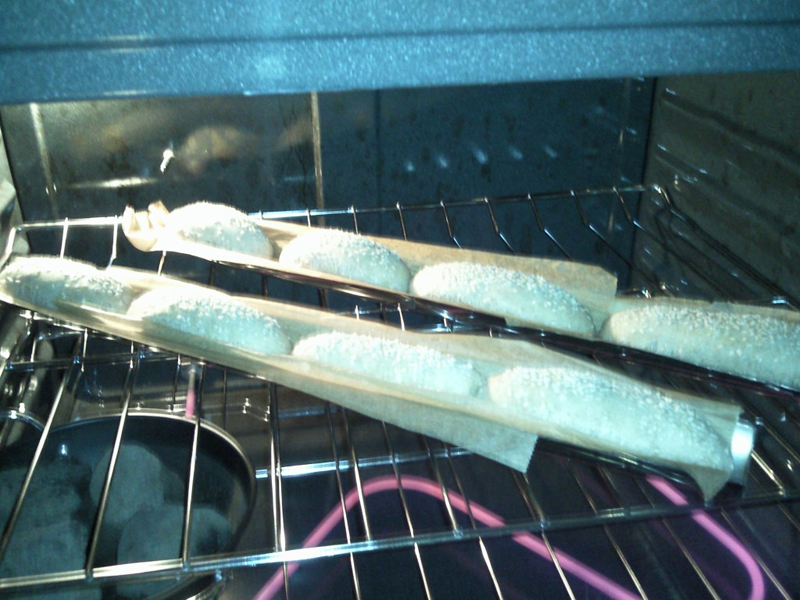 Can you bake a baguette without a pan?