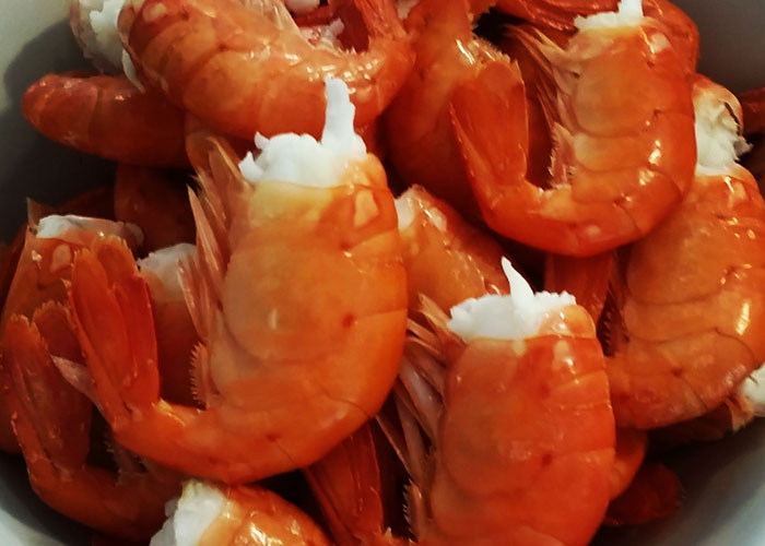 Can you boil spot prawns?