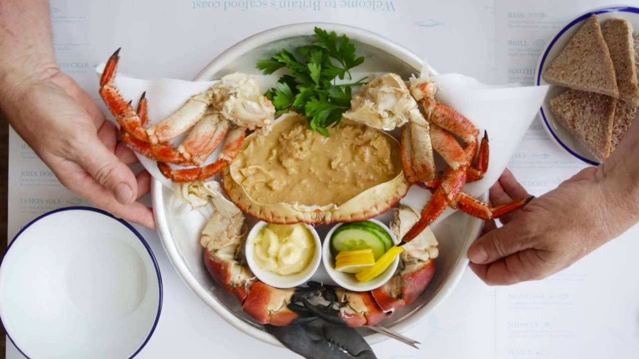 Can you eat crab brown meat?
