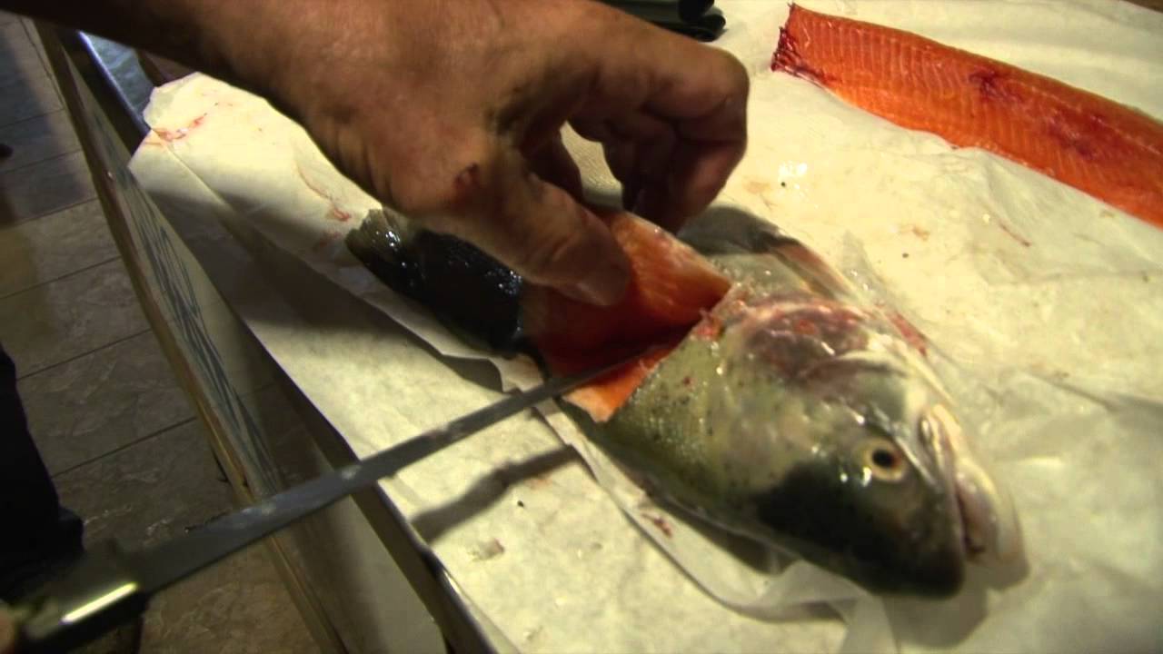 Can you fillet a fish without gutting it?
