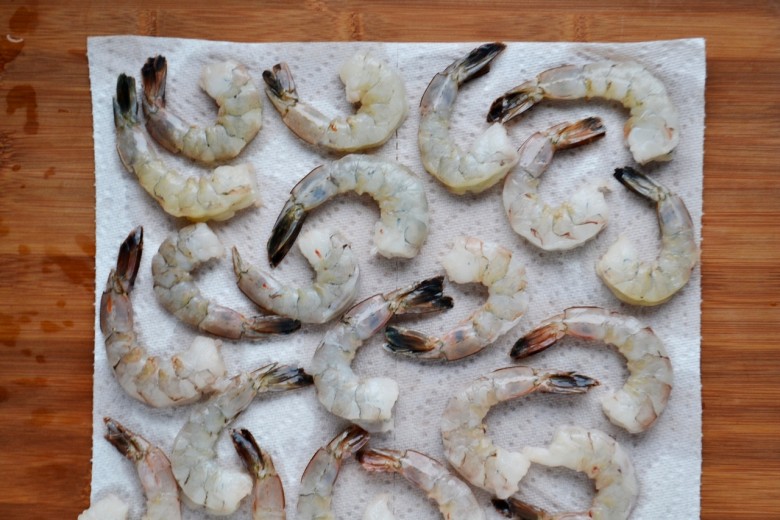 Can you freeze cooked shrimp with the heads?