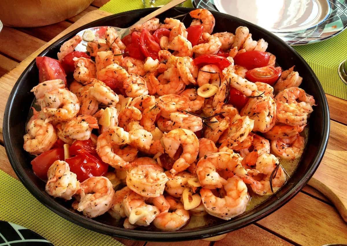 Can you freeze cooked shrimp with the shell on?