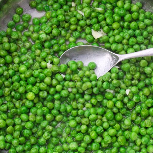 Can you put frozen peas straight into a pan?