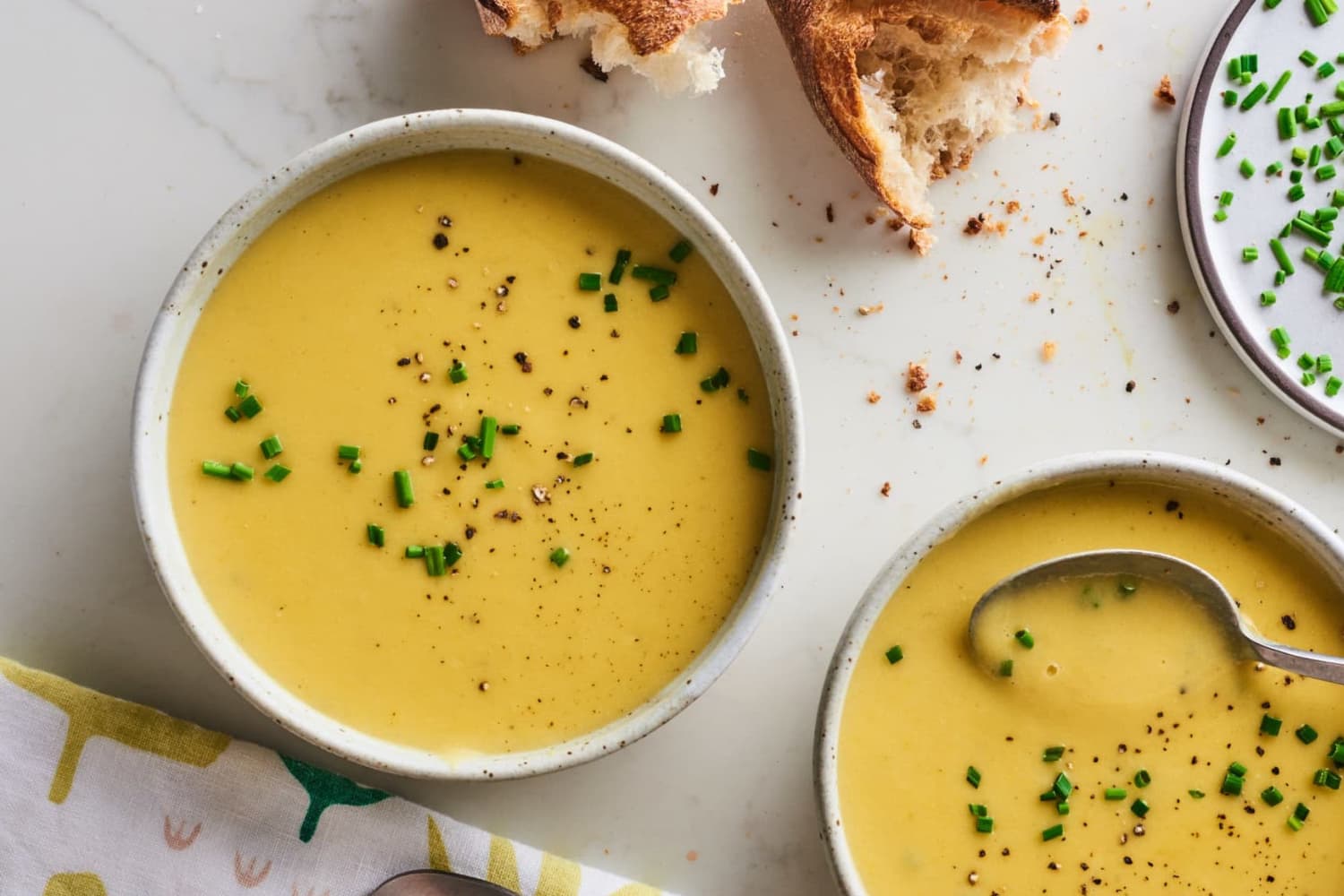 Can you thicken soup with potato flakes?