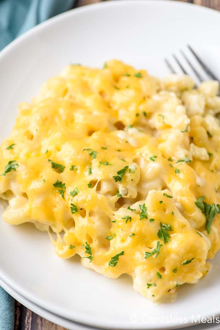 Can you use sour cream instead of milk in macaroni and cheese?