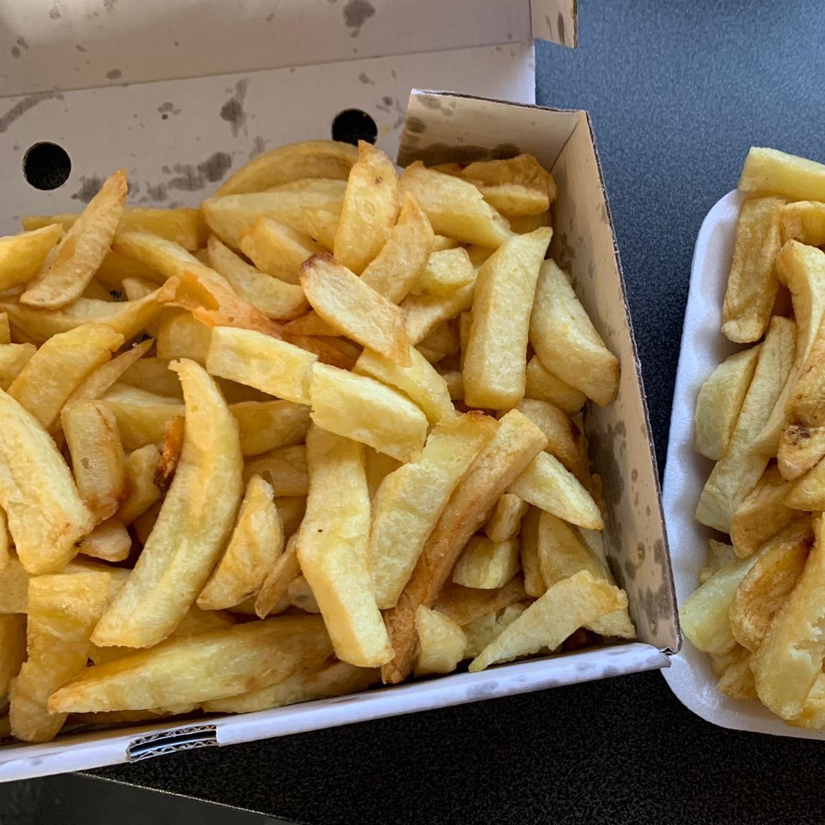 Do chip shops use oil or lard?