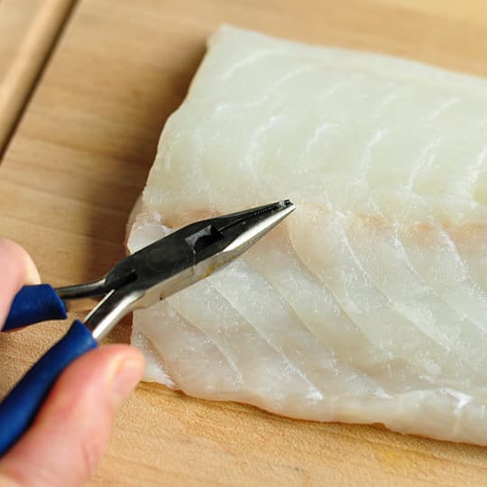 Do fish fillets have bones in them?
