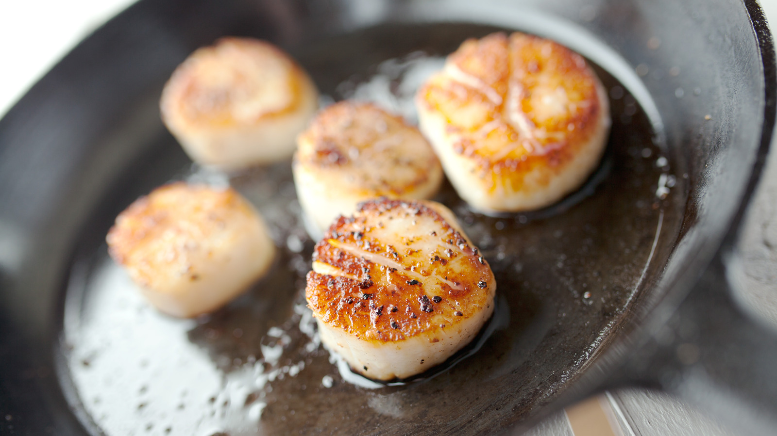 Do you need to soak scallops in milk?