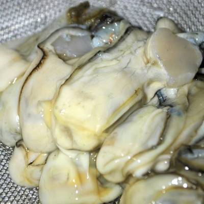 Do you rinse oysters before cooking?