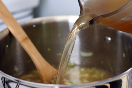 Does bone broth increase uterine lining?