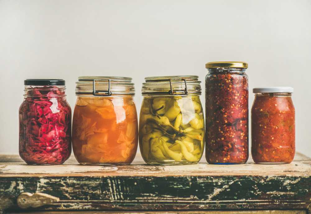 Does botulism survive cooking?