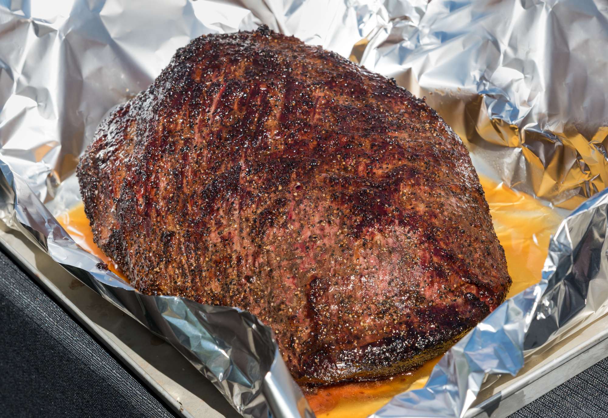 Does brisket bark form in foil?