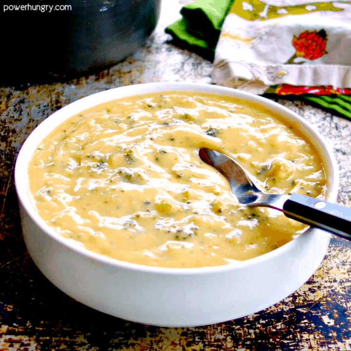 Does Broccoli Cheese Soup have protein?