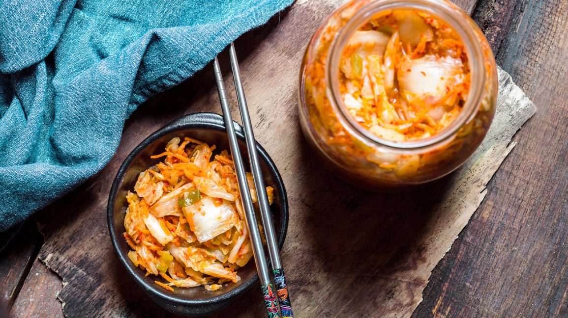 Does fresh kimchi have probiotics?