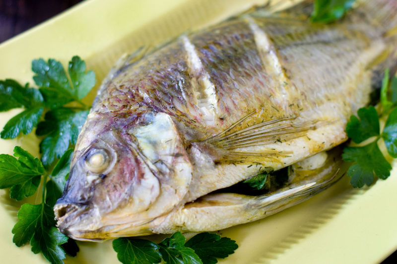Does tilapia have to be thawed before baking?