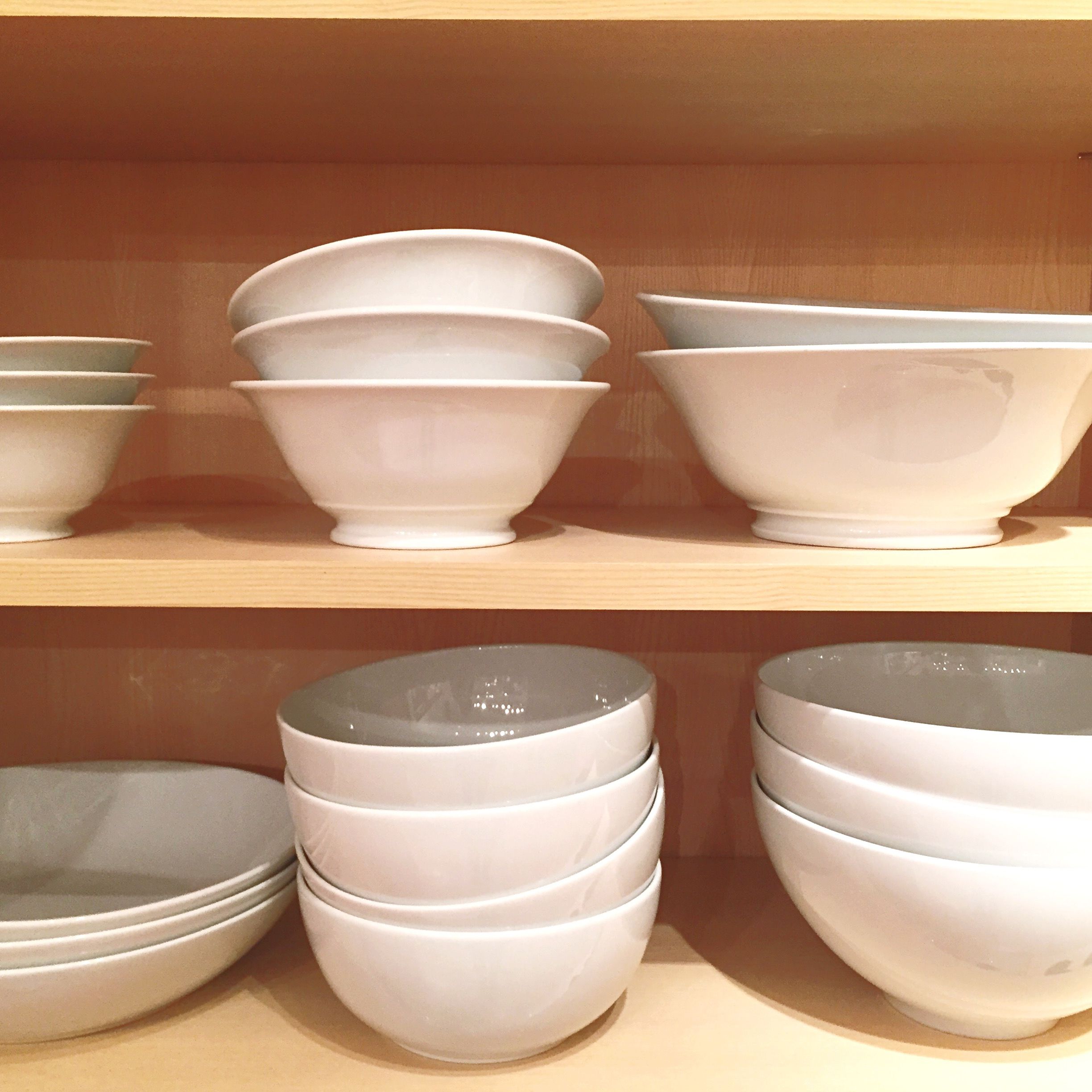 How can you tell if a dish is ceramic?