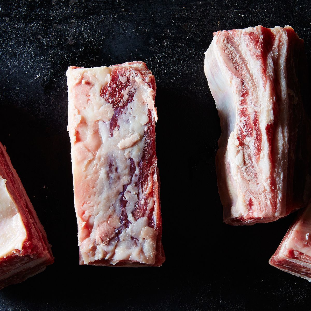 How do you cook animal bones?