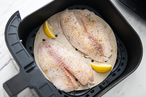 How do you cook fish in an air fryer?