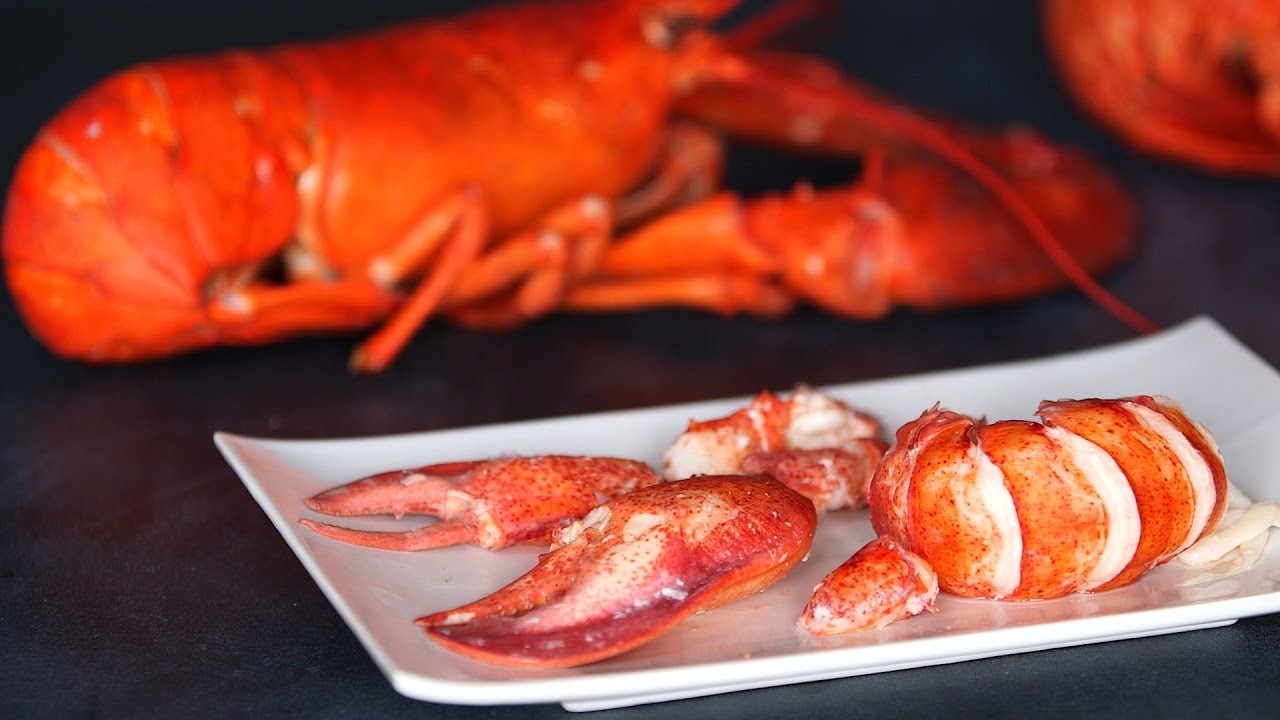 How do you cook lobster claws at home?
