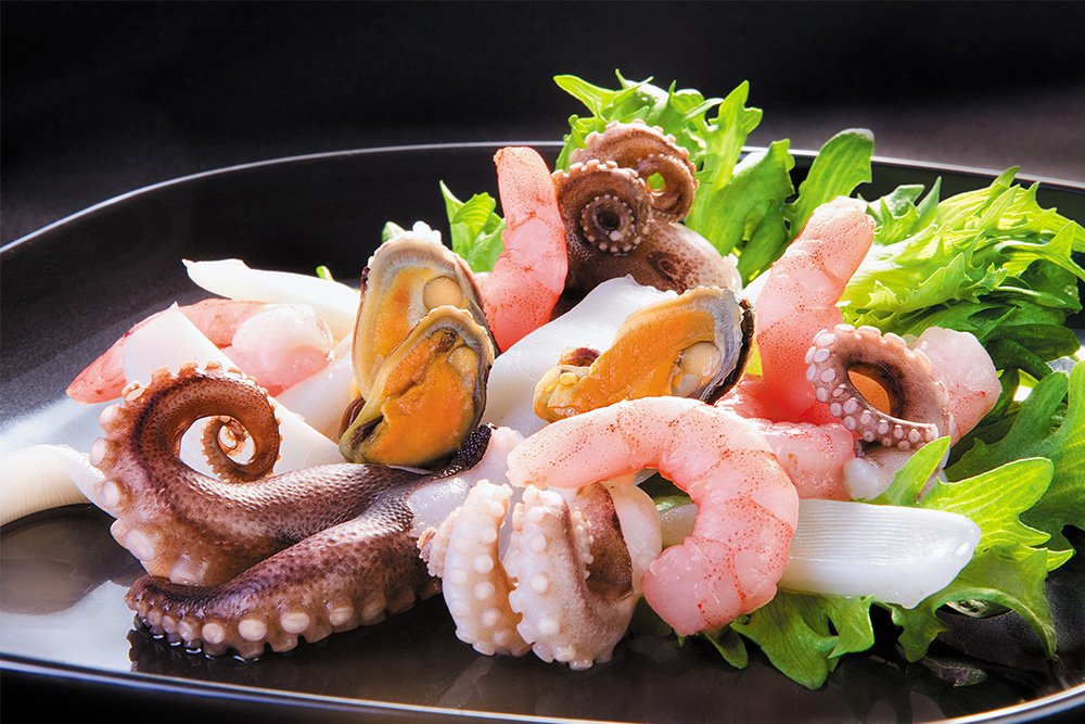How do you defrost a seafood medley?