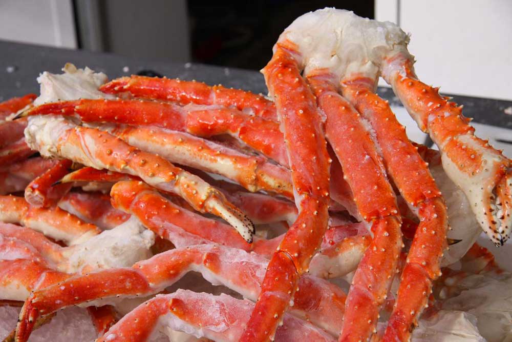 How do you defrost frozen crab legs?