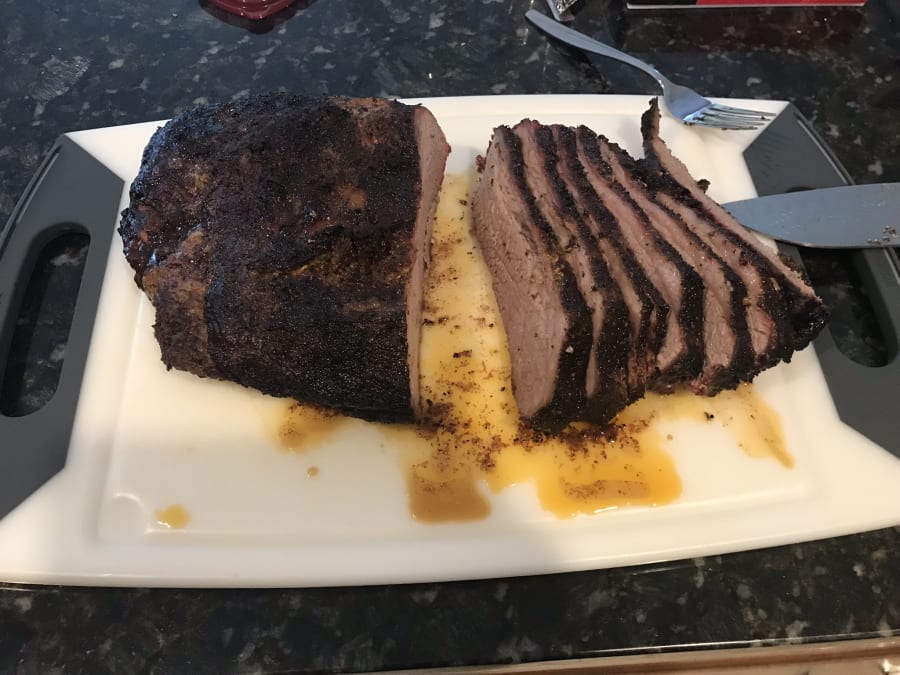 How do you keep a brisket moist after smoking?