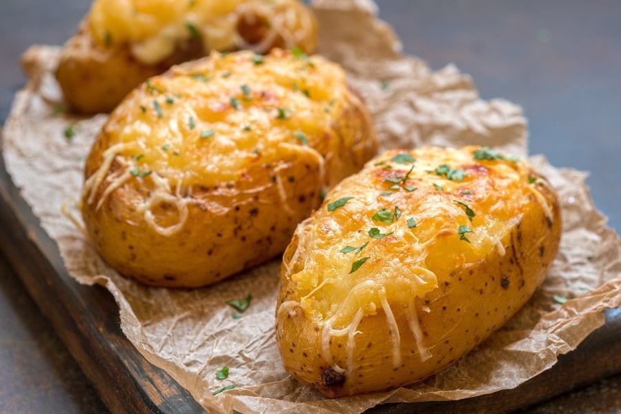 How do you keep baked potatoes warm for a crowd?