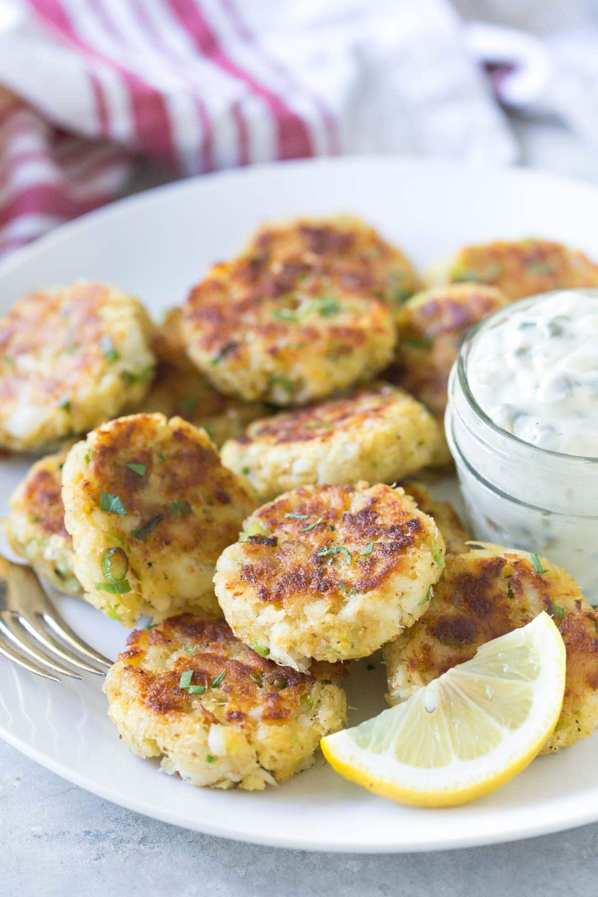 How do you know when fish cakes are done?