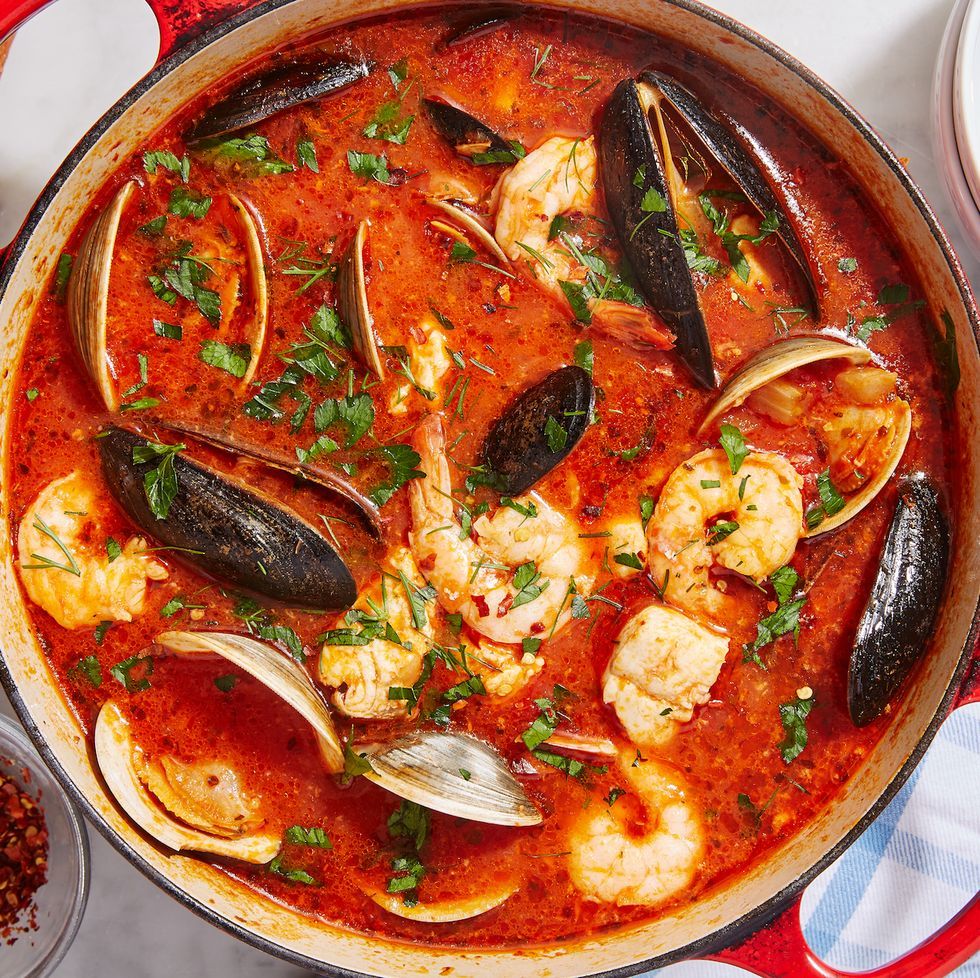How do you make a cioppino taste better?