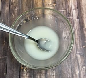 How do you make xanthan gum slurry?