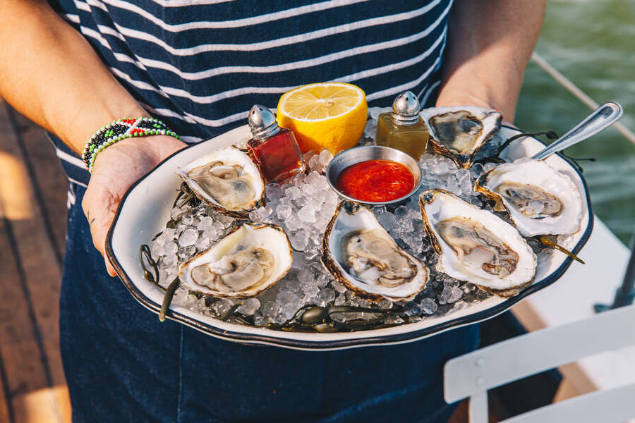How do you order oysters like a pro?