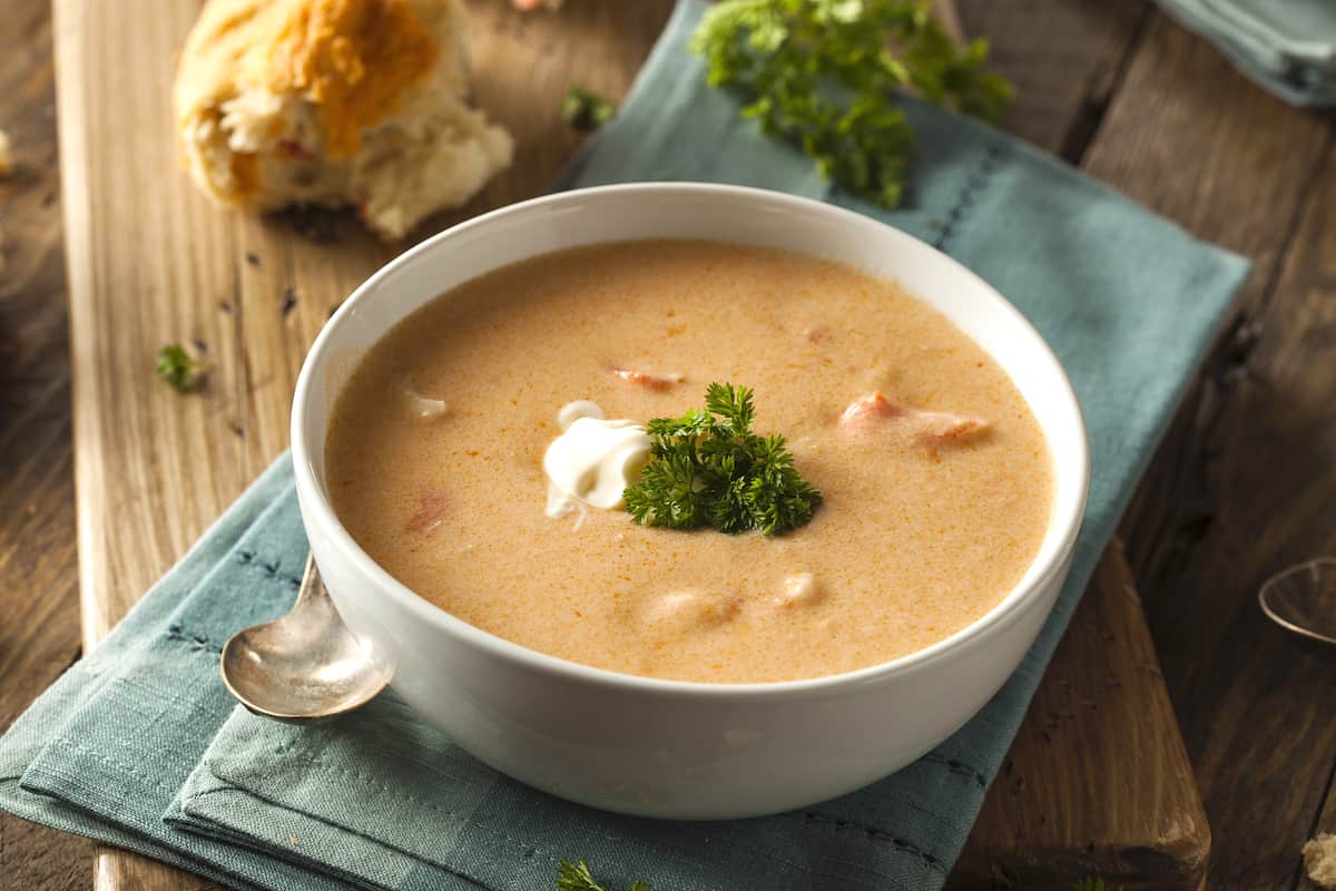 How do you reheat frozen lobster bisque?