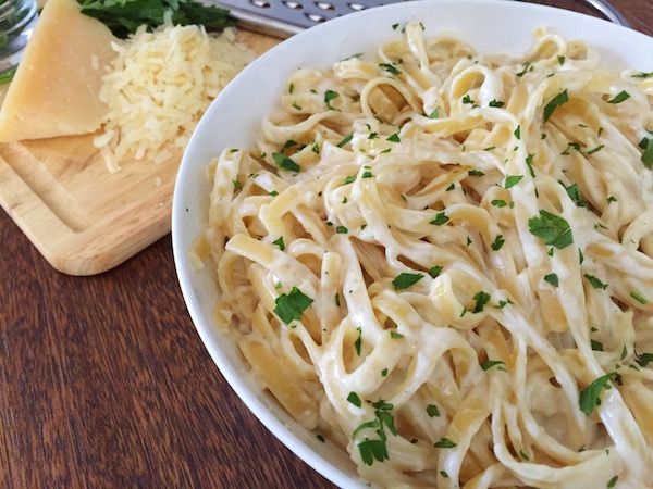 How do you reheat seafood Alfredo from Olive Garden?