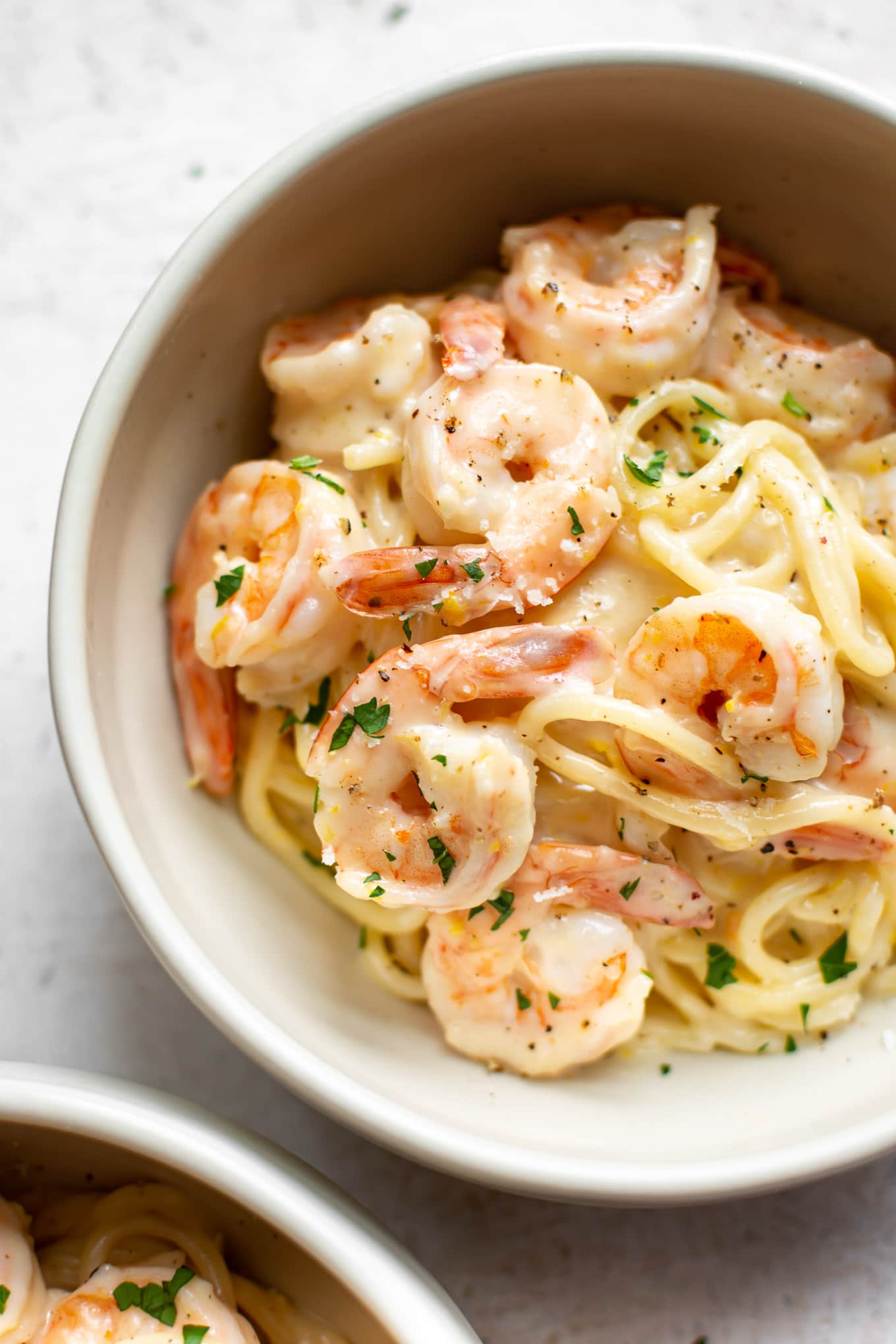 How do you thicken shrimp linguine sauce?
