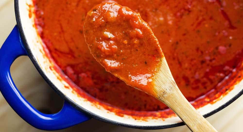 How do you thicken up tomato sauce?