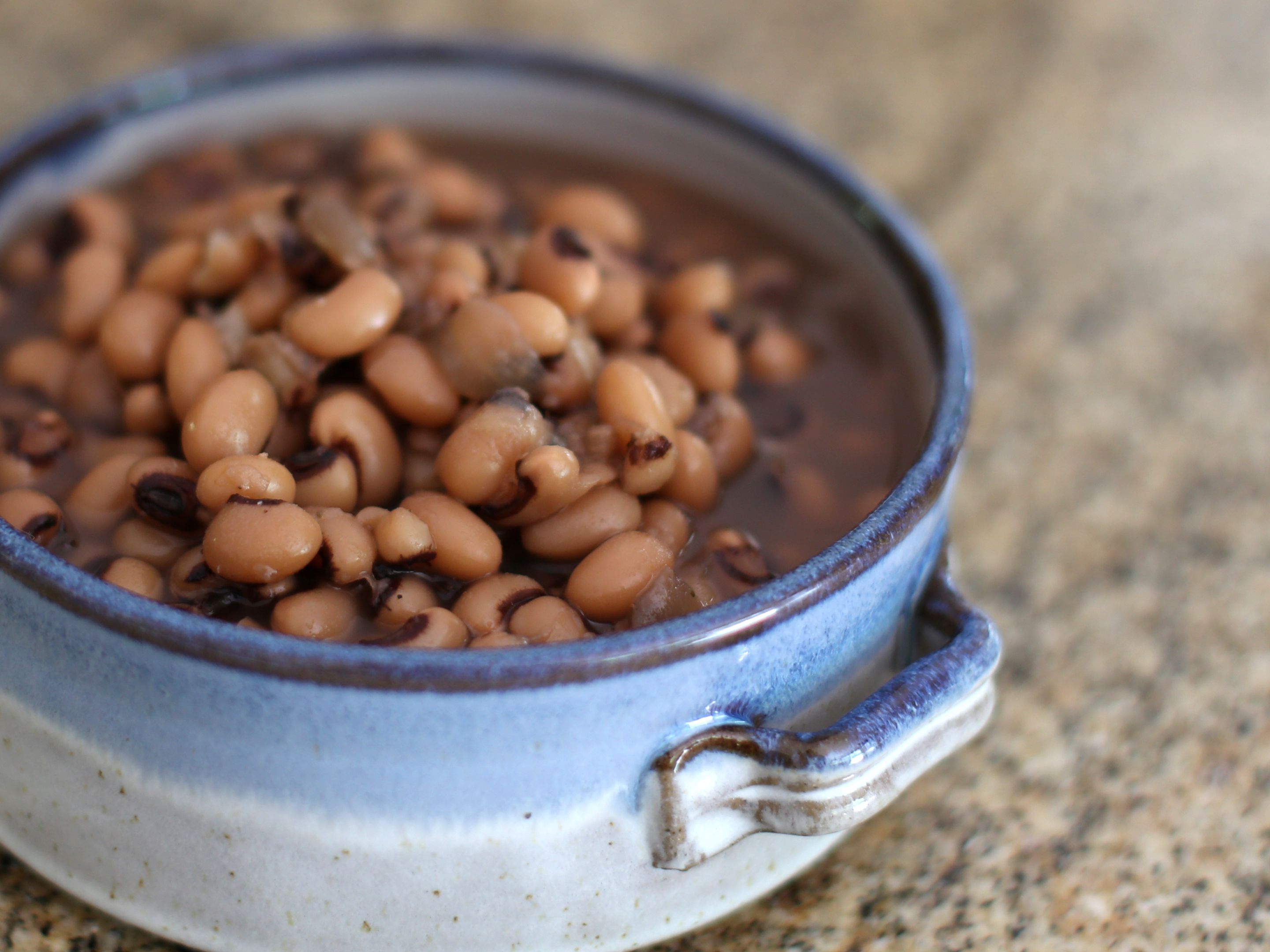 How long do peas take in a slow cooker?