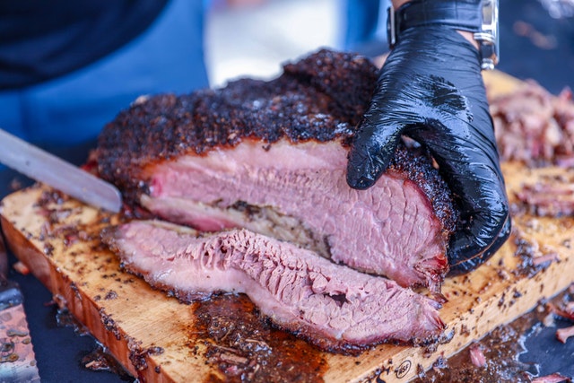 How long do you smoke a 10 pound brisket at 275 degrees?