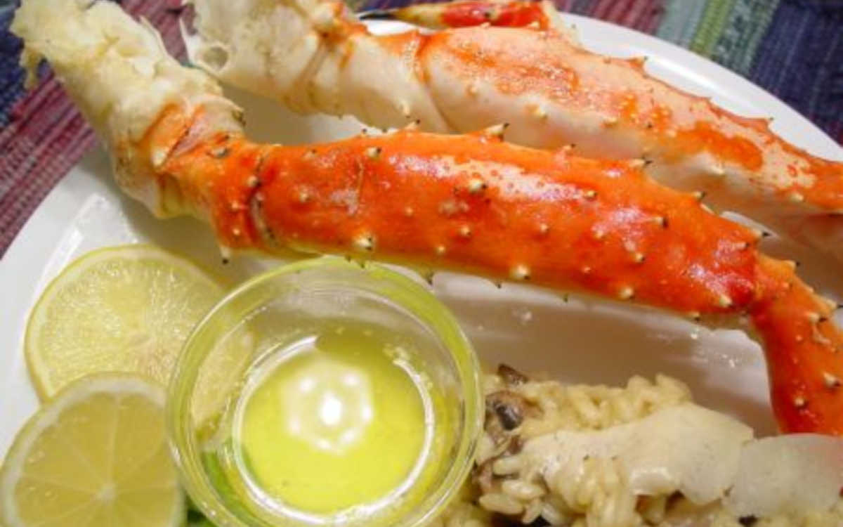 How long does it take to cook king crab?