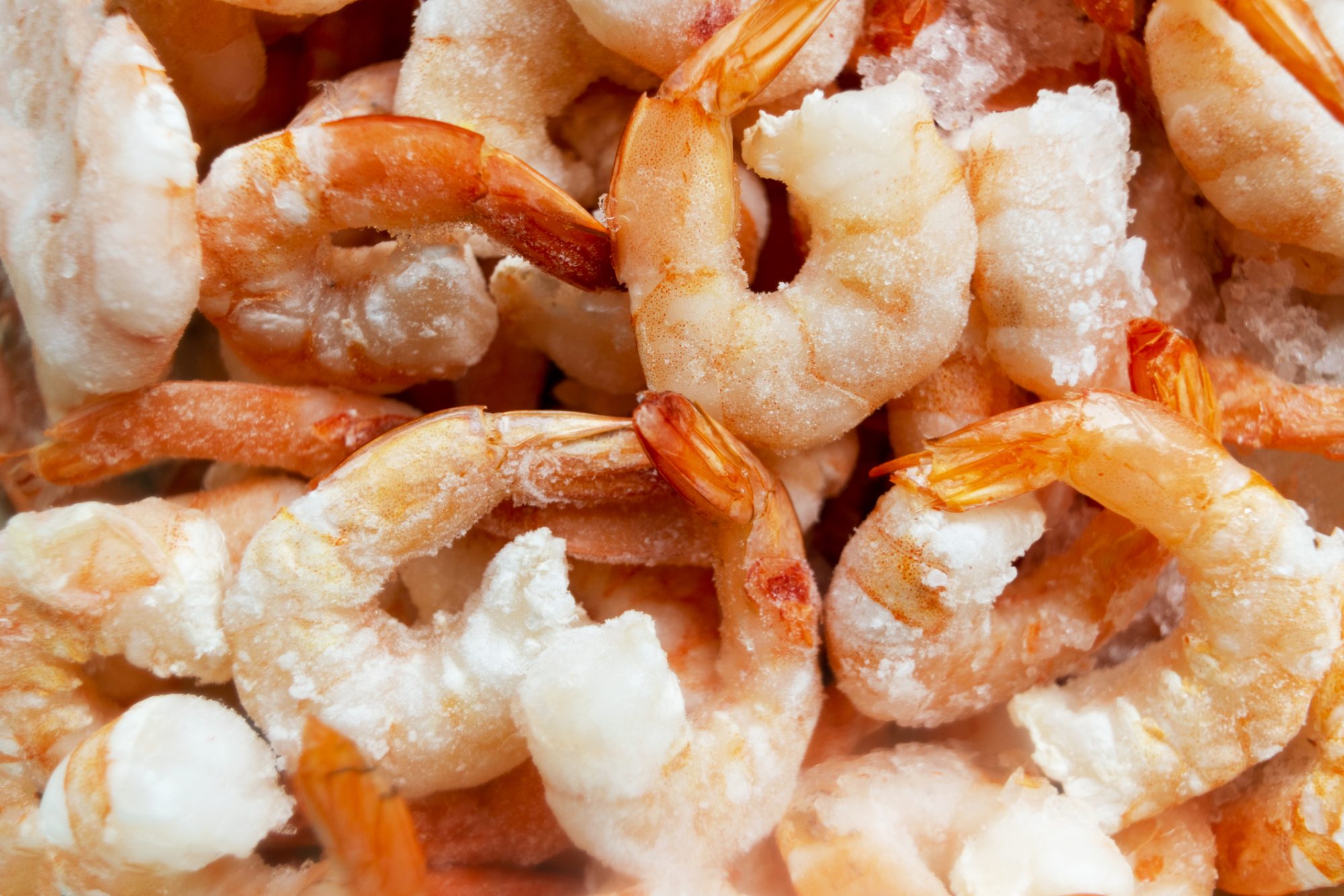 How long does it take to defrost cooked shrimp?