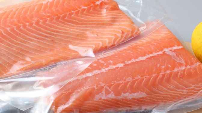 How long will smoked salmon last vacuum sealed?