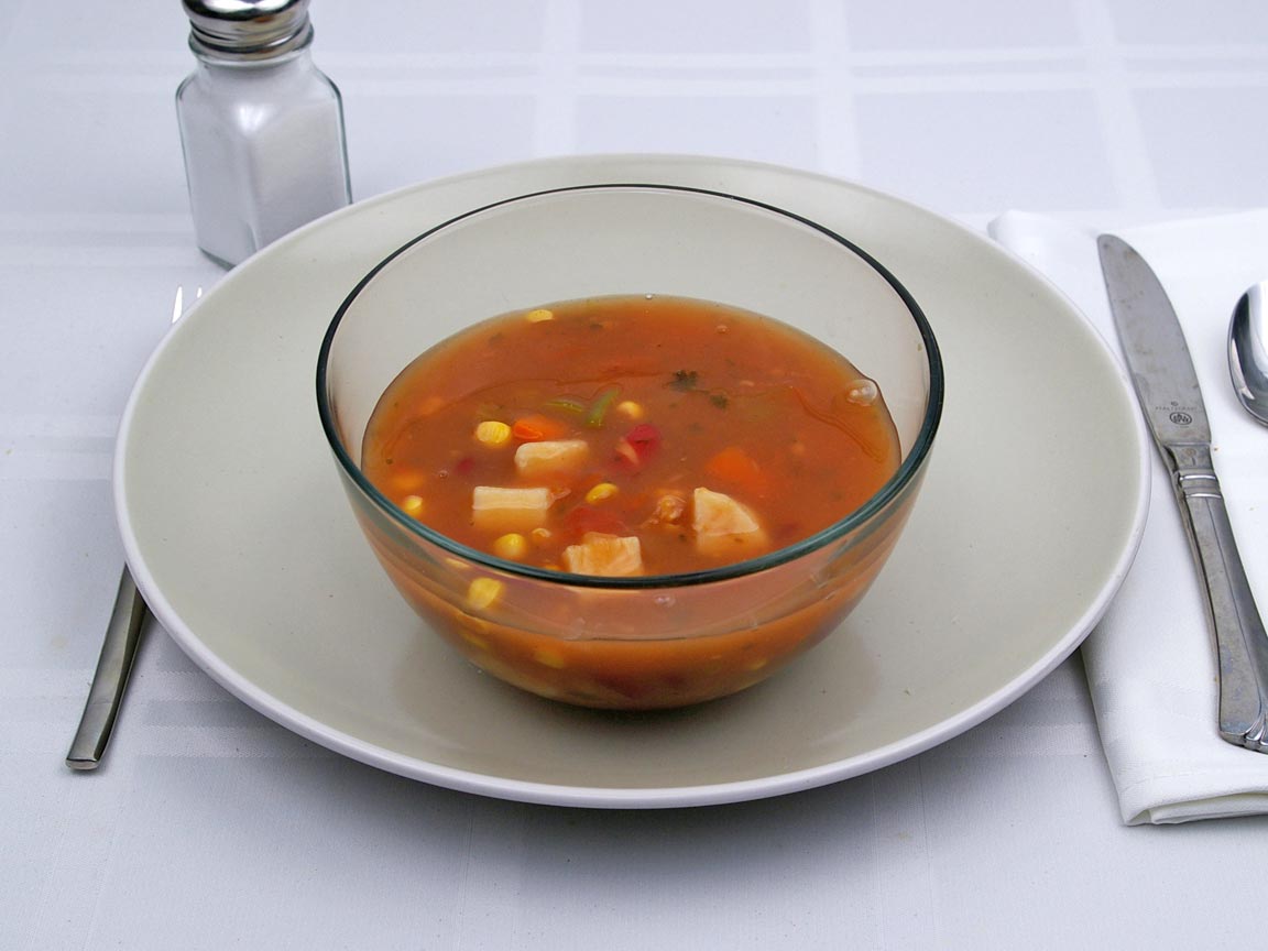 How many calories are in 2 bowls of vegetable soup?
