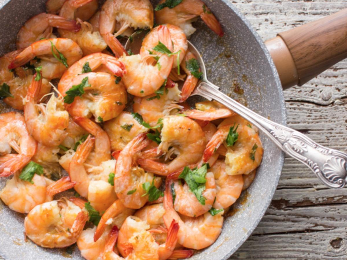 How many calories are in sauteed shrimp?