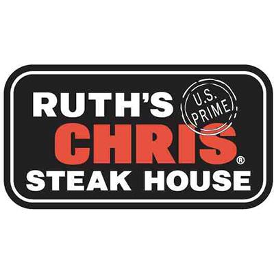 How much do line cooks make at Ruth Chris?